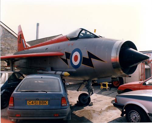 Jet & Prop by FalkeEins: English Electric Lightning author Stewart ...