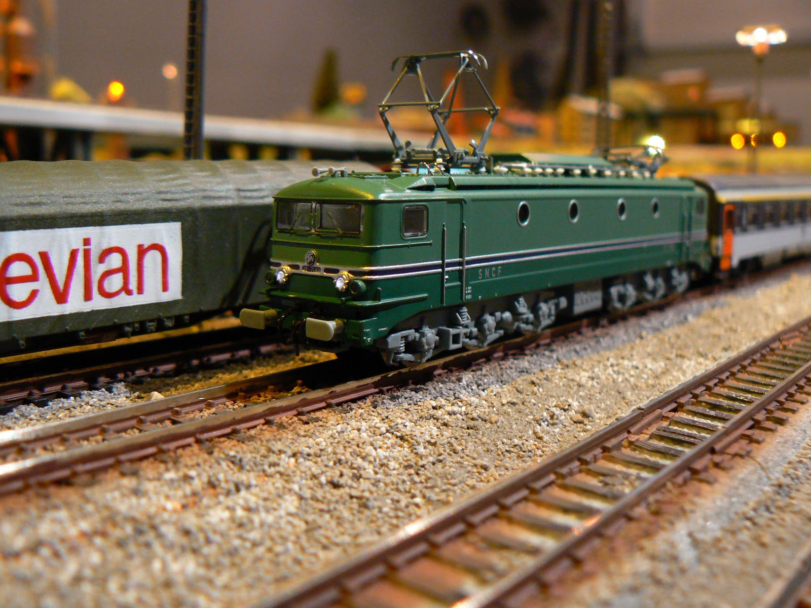 quinntopia - An N Scale blog: Locomotive Roster: SNCF CC 7100; Star ...