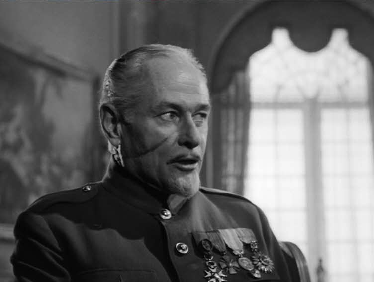 "Let's Not Talk About Movies": Don't Make a Scene: Paths of Glory