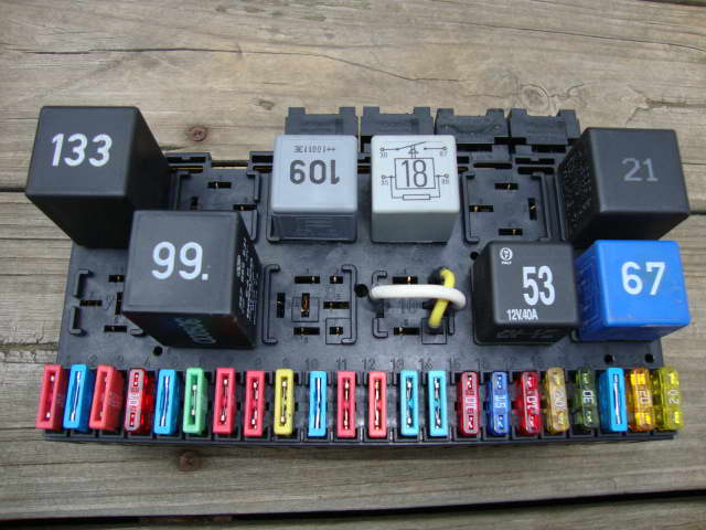 b4 fuse box help. i need a pic | VW Vortex - Volkswagen Forum