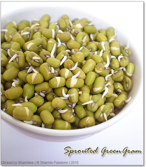 SharmisTestBlog: Sprouted Green Gram Stir Fry - Easy Sprouts Recipe