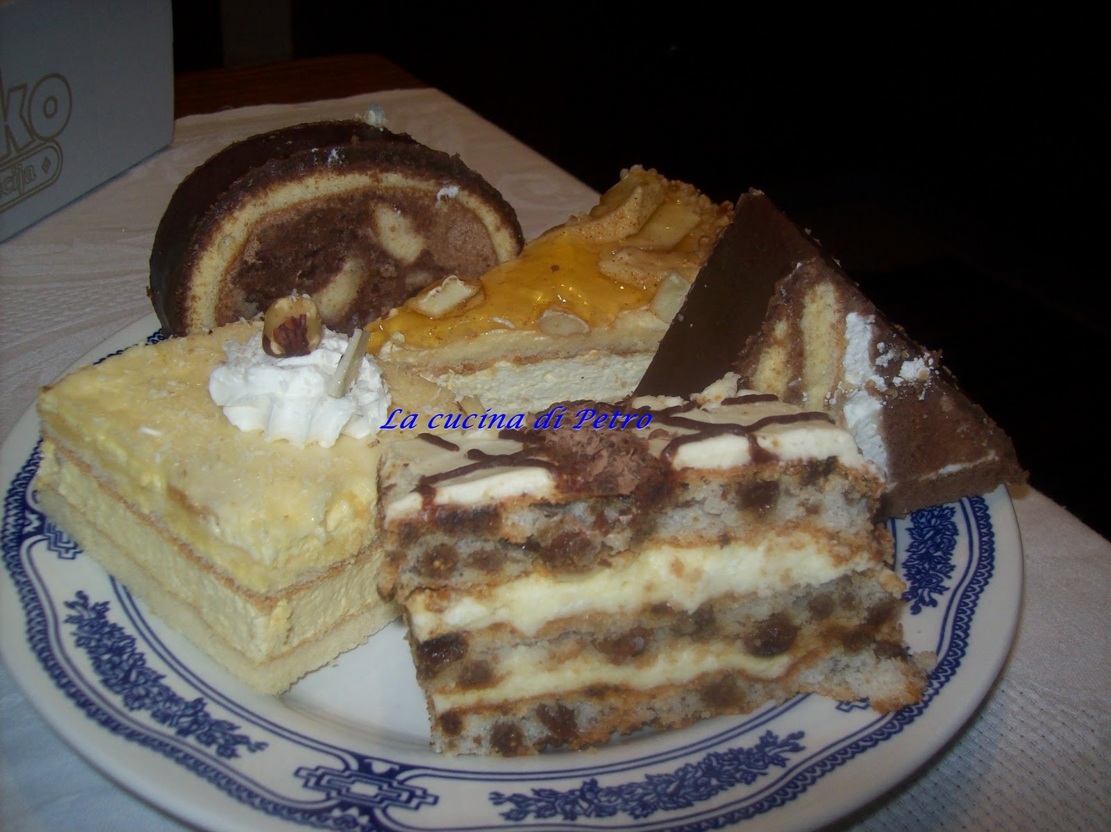 La cucina di Petro: Prajituri, prajituri va servesc cu prajituri