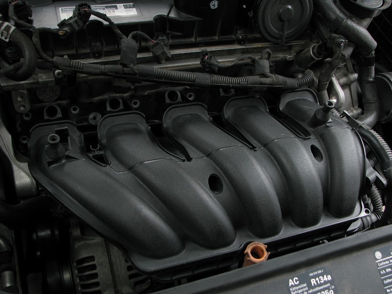 DIY: 2.5L MKV Intake Manifold Removal - Cleaning | Volkswagen Owners ...