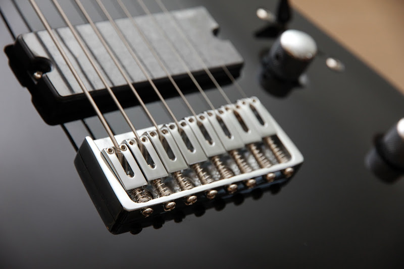 LTD H-208 8 Strings Guitar