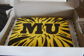 Cassie's Cakes: Cheyenne's 15th Birthday "Mizzou" Cake