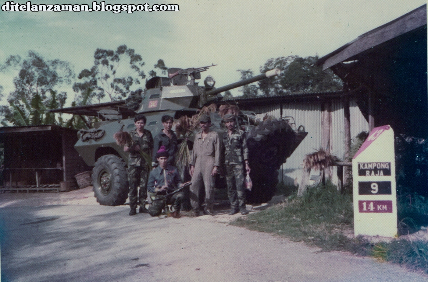Hilang Ditelan Zaman: Pakaian tempur celoreng Tentera Darat Malaysia ...