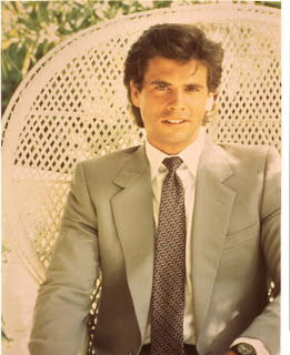 TV BANTER : Lorenzo Lamas: What is he doing today?