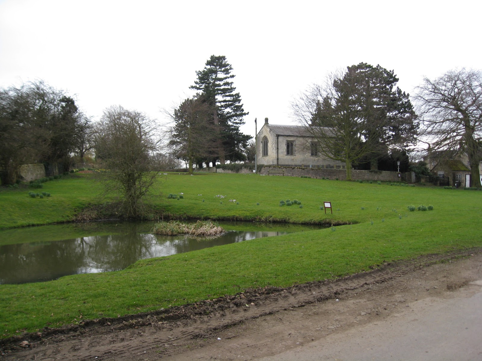 Jim & Gill's Walks: Scotton, Brearton & Farnham