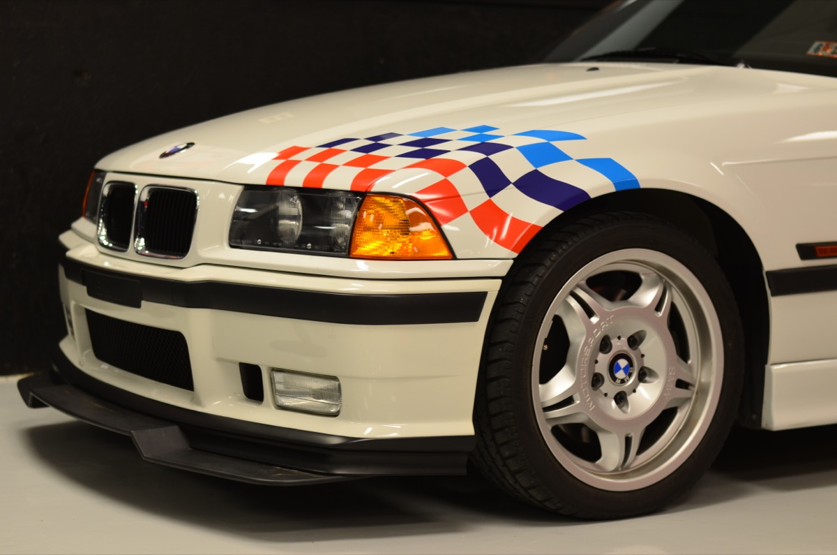 E36 M3 Lightweight: Official documents and press-articles