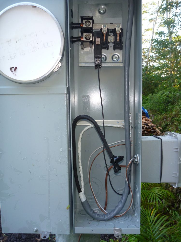 Hawaii House Build: Inside picture of temporary permanent electrical ...