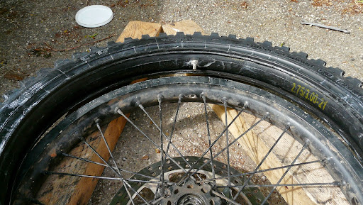 montage pneus et retour sur Mitas C02/C17 - ATOC-Moto - Africatwin ...