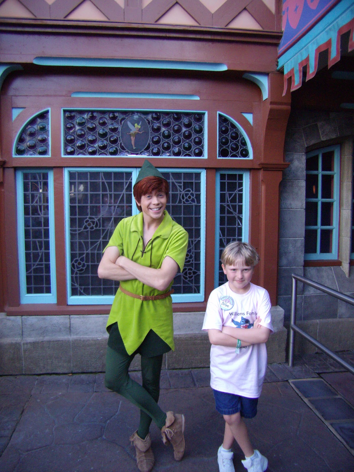 Williams Family: Meeting Characters from Peter Pan