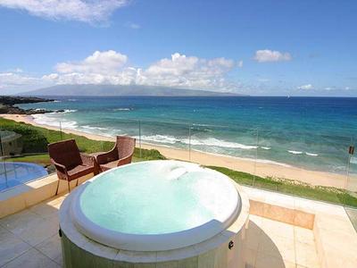 PIC OF PICTURES: Ronaldinho's house