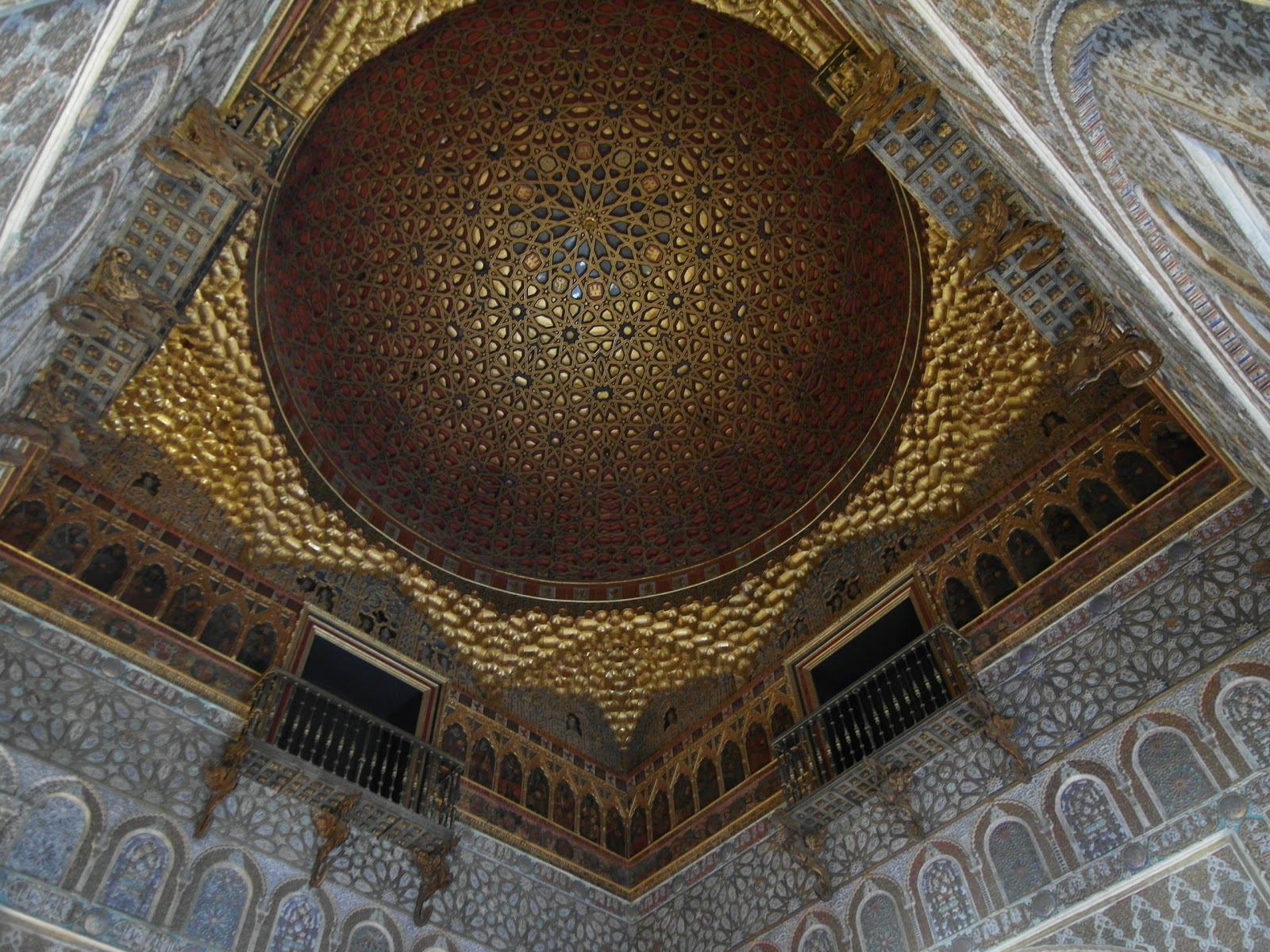 Alcazar Real: 1000 years of art and architecture in one building | la ...