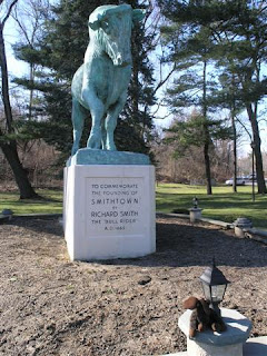 Clyde's Guides and Other Stuff: Whisper the Bull, Smithtown, LI, NY