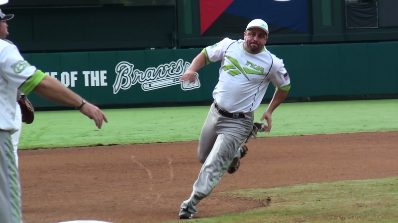 Dennis Rulli - www.softballcenter.comwww.softballcenter.com