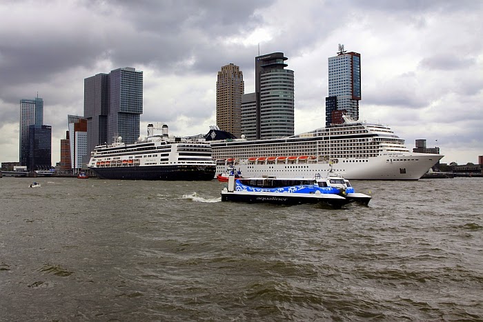 Cruiseships Rotterdam : HAL - Rotterdam + MSC - Orchestra (2015)