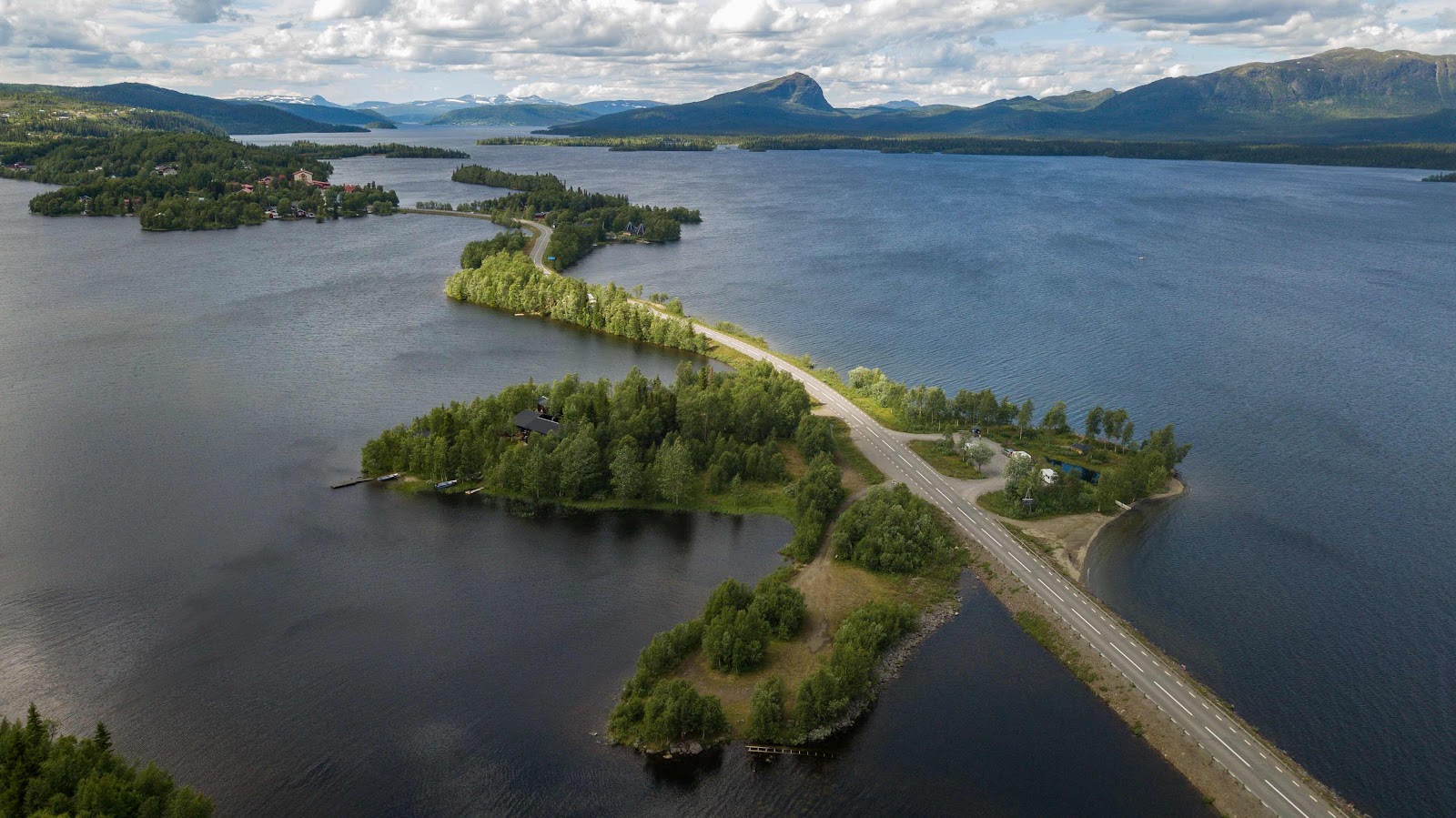 Clasberg reser: Regn och helikopter i Klimpfjäll