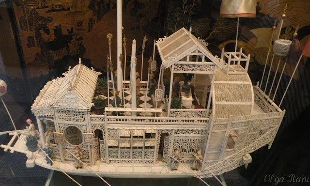 Namaste World: What I saw at the V&A museum