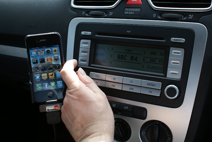 Brodit ProClip Mount & iPhone Bracket Installation | Volkswagen Eos Forum