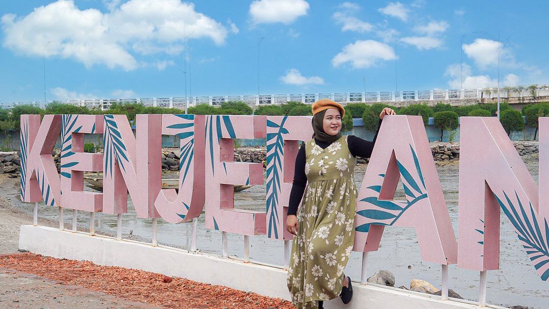 Pantai Ria Kenjeran: Daya Tarik, Harga Tiket Masuk, dan Info Lainnya Pantai Ria Kenjeran: Daya Tarik, Harga Tiket Masuk, dan Info Lainnya