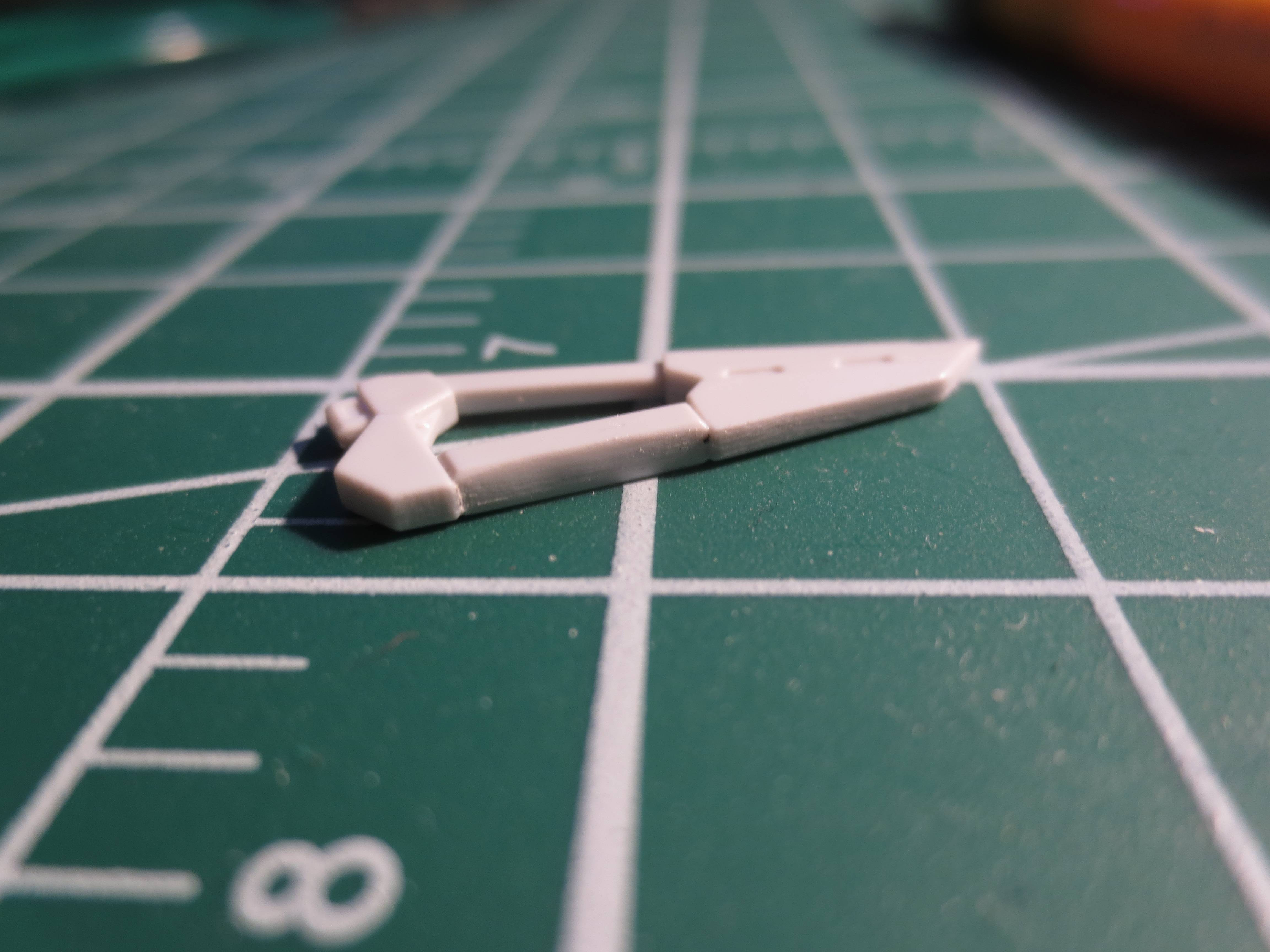 Gundam Horizon: Nub mark removal and panel lining tutorial